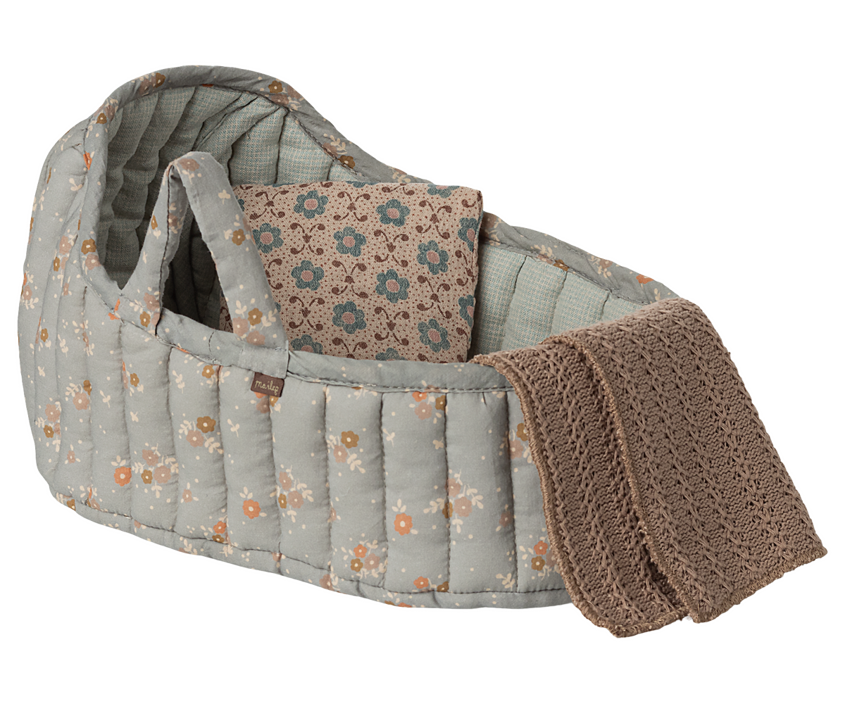 Carry cot, Large - Blue – Maileg EU