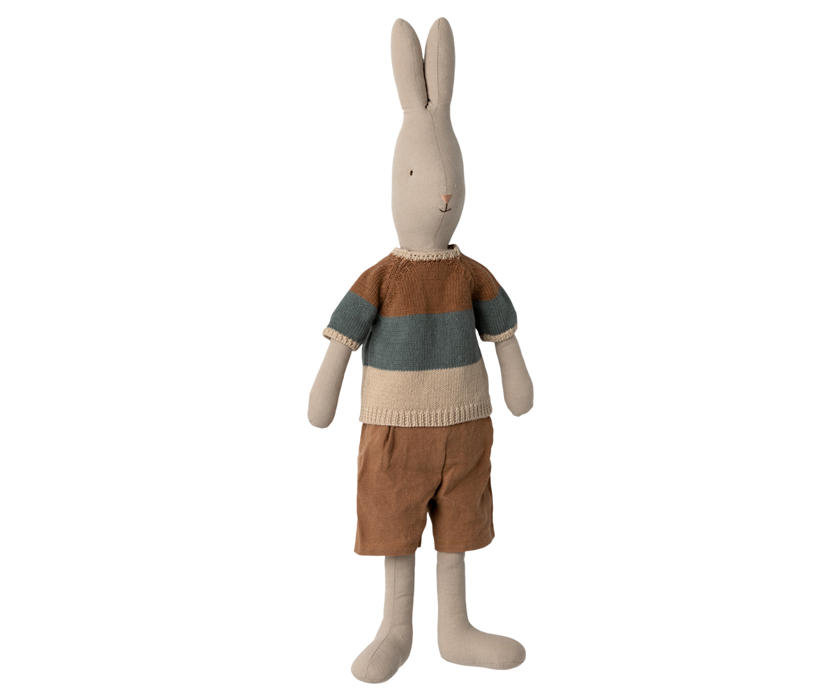 Rabbit size 4, Classic, Knitted shirt and shorts - Maileg Germany ...