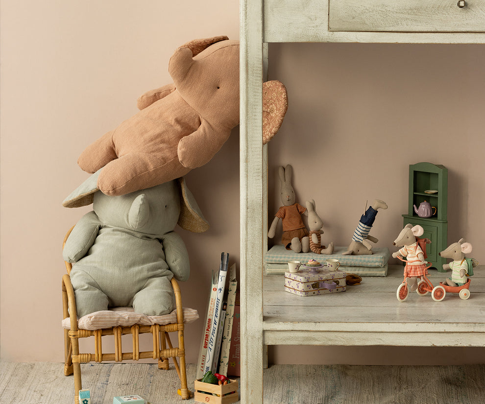 Safari friends, Big elephant - Powder – Maileg EU